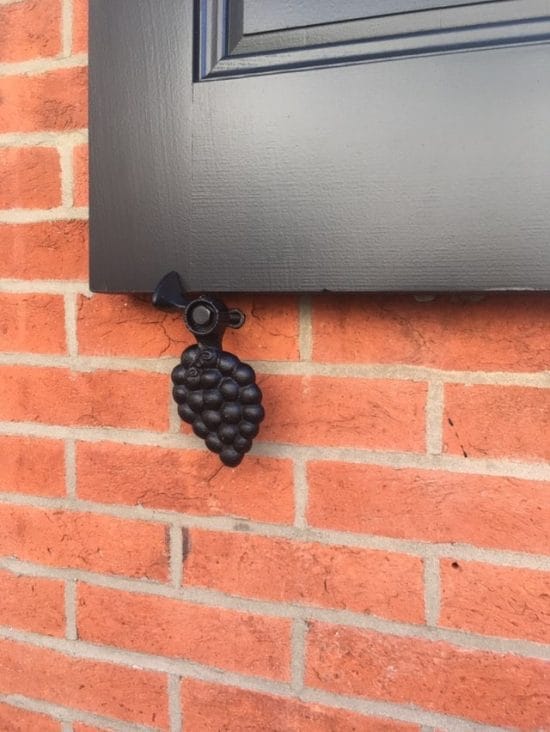 Shutter Dogs / Tiebacks - Grape with Lag - 6-1/4" Inch - Cast Iron - B ...